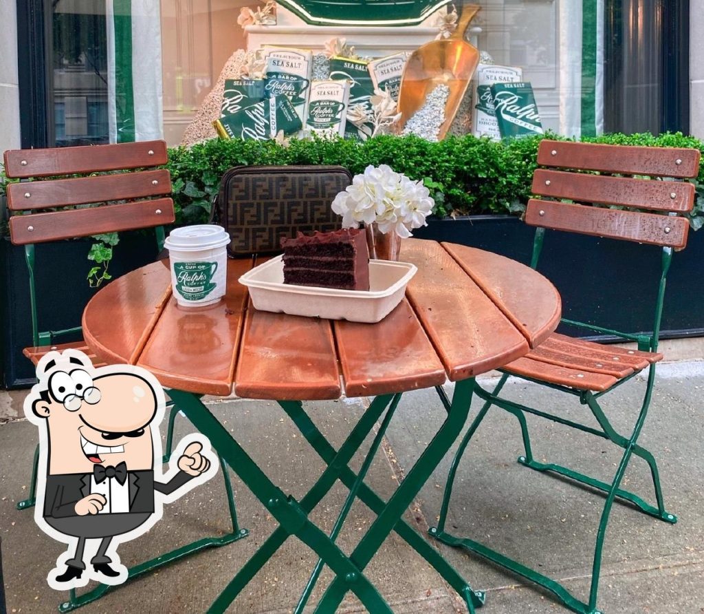 Beer Garden Bistro Round Table & 2 Chairs – High Quality European Made